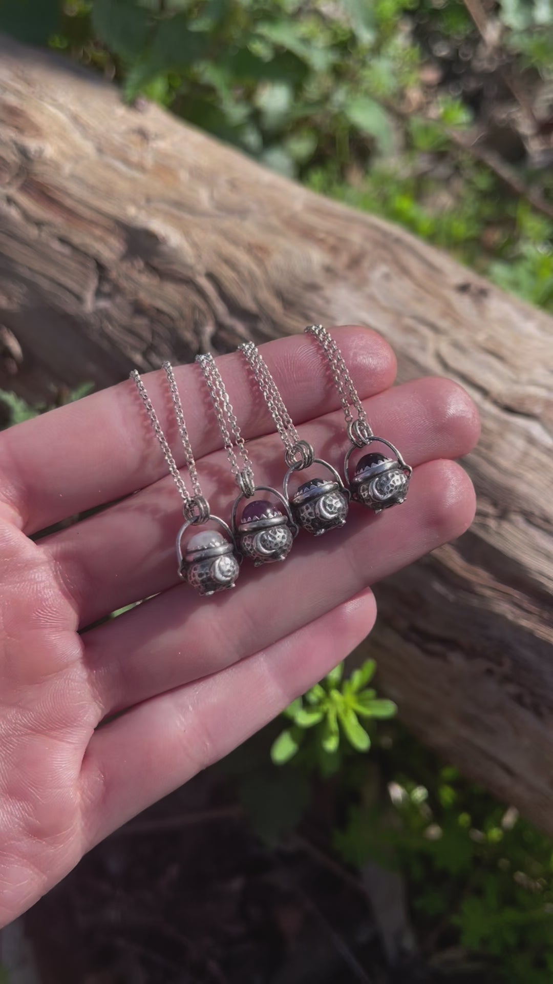 Silver Cauldron Necklace – Rusalka